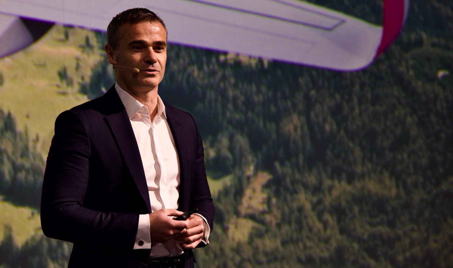 Axians Deutschland firmiert OFM Gruppe, Rhön-Montage Gruppe und ...